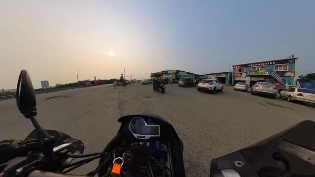 С друзьями веселее