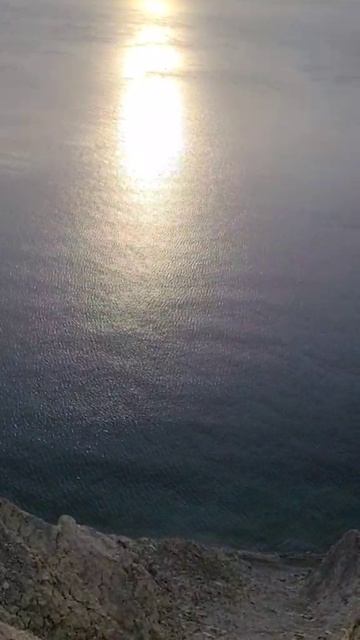 Море с высоты птичьего полёта.