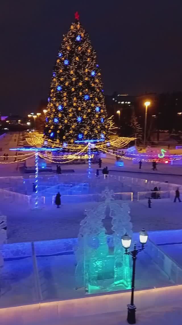 Новогодний Екатеринбург прекрасен ✨
С китайским новым годом, дорогие друзья! 🫶 Счастья и любви!