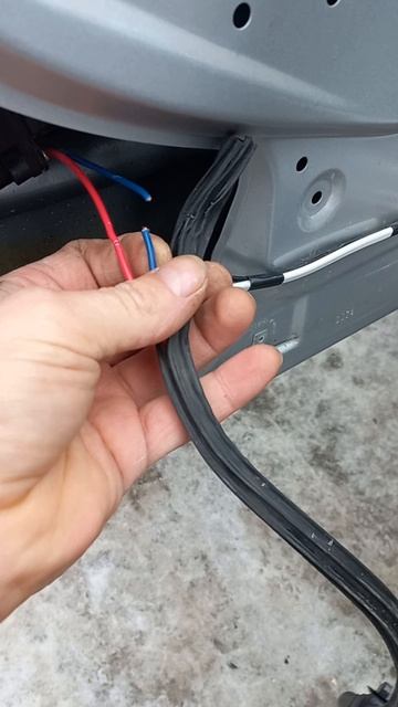 New Lada Granta отказал стеклоподъемник