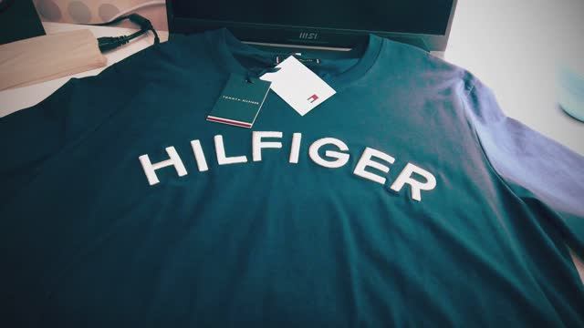 Мужская футболка Tommy Hilfiger (обзор)