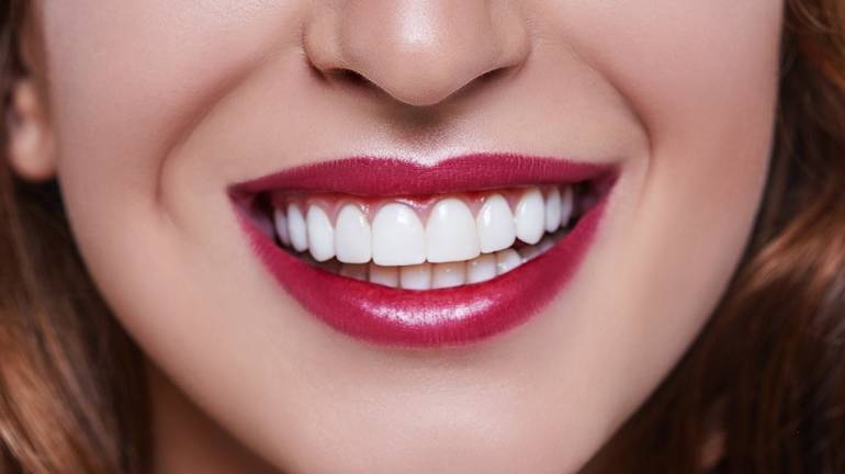 КАК СОХРАНИТЬ ЗУБЫ ЗДОРОВЫМИ ДО 100 ЛЕТ