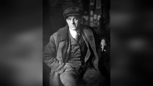 Владимир Маяковский "Красавицы"