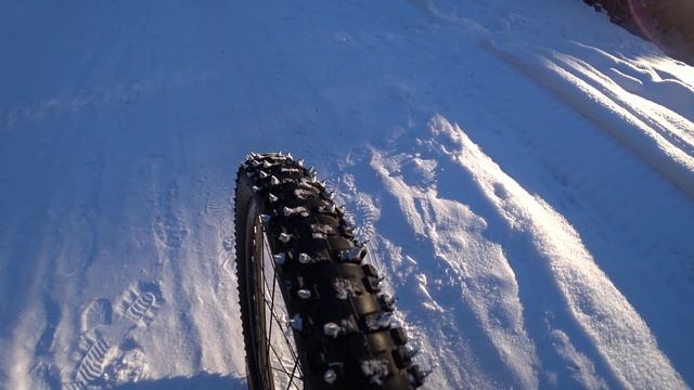 Зимняя покатушка на самодельных шипах