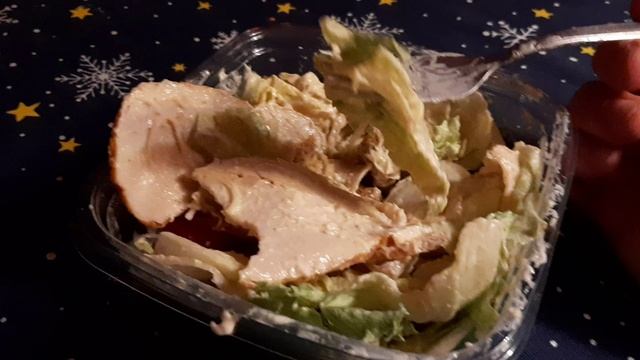 Салат Цезарь (Версус) Пятерочка кафе и Fresh Secret Сергиев-Посад обзор #обзор