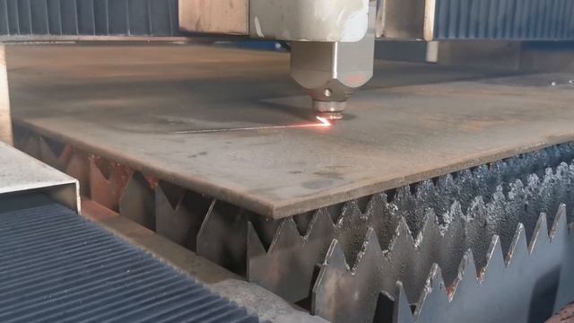 Лазерная резка, черная сталь, лист 8 мм