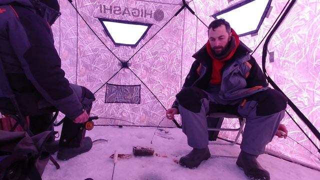 Ловля селёдки на оз.Тунайча в январе 2022 год.