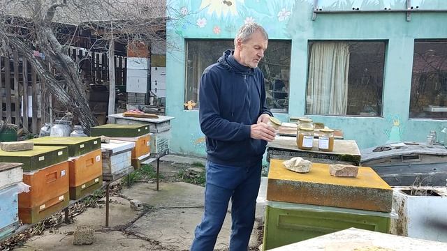 01.02.2024г. Сегодня на пасеке. Как отличить натуральный мед?