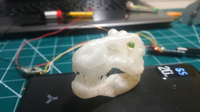 Оживший T-Rex: Роботизированная челюсть на Arduino и 3D-печати! 🦖⚙️