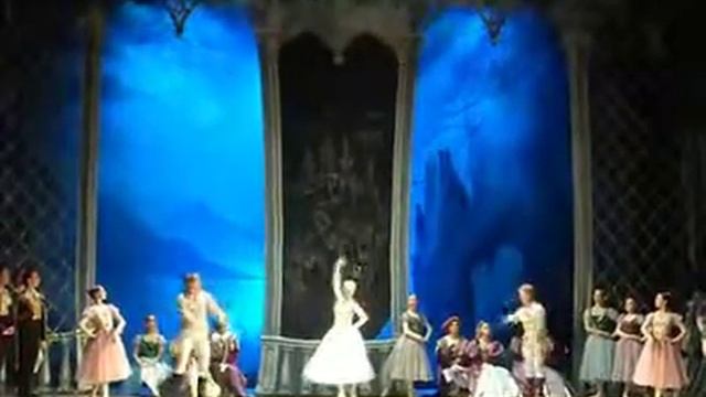 БАЛЕТ посетил БАРНАУЛ. Лебединое ОЗЕРО.