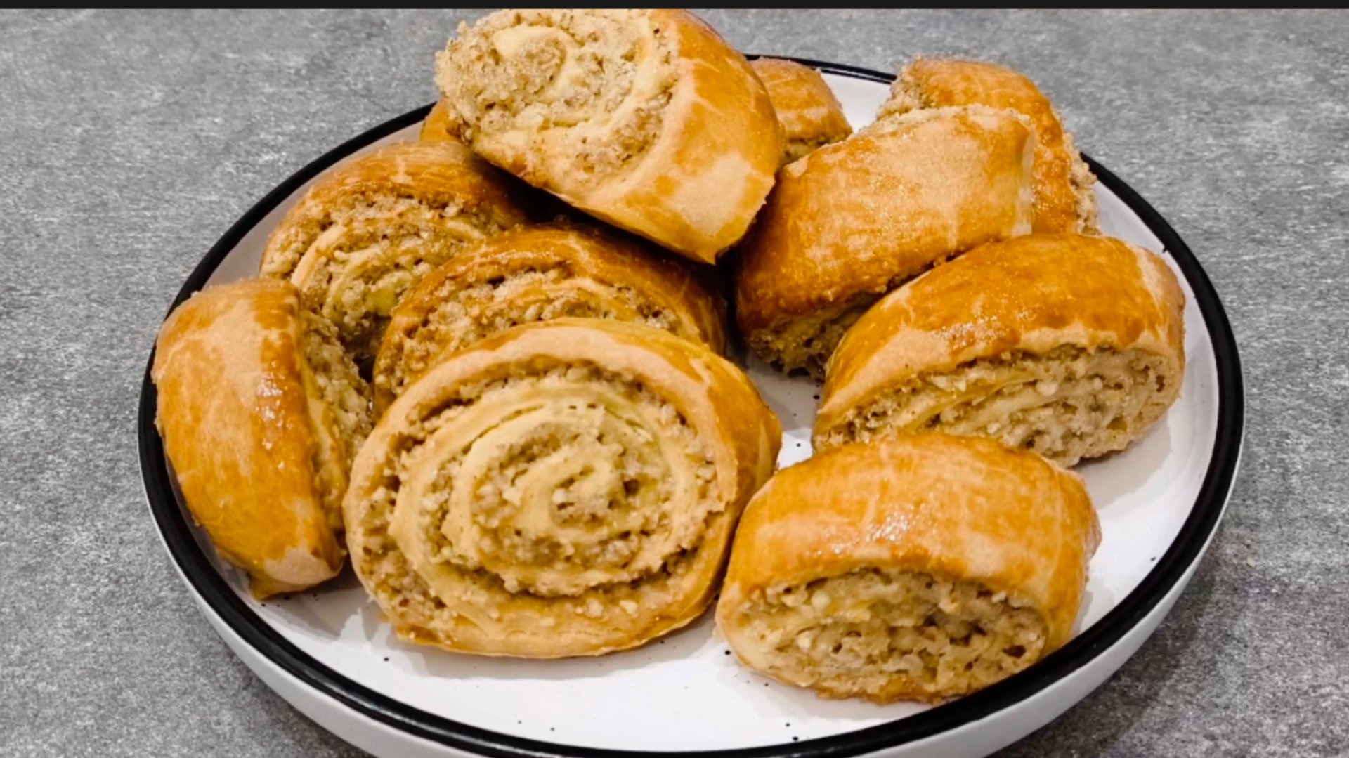 Изумительное печенье с грецкими орехами.