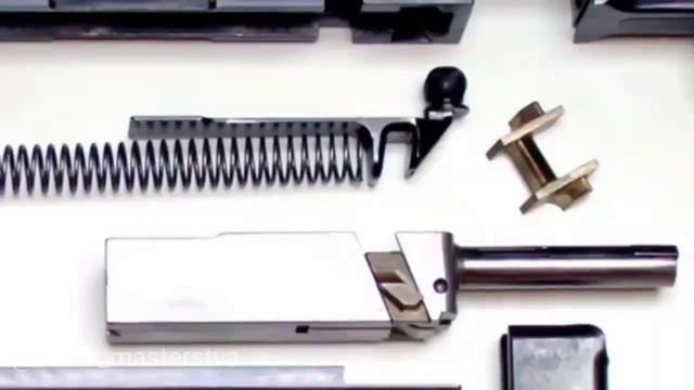 🔫 Thompson M1921: Легендарный американский пистолет-пулемёт 🇺🇸