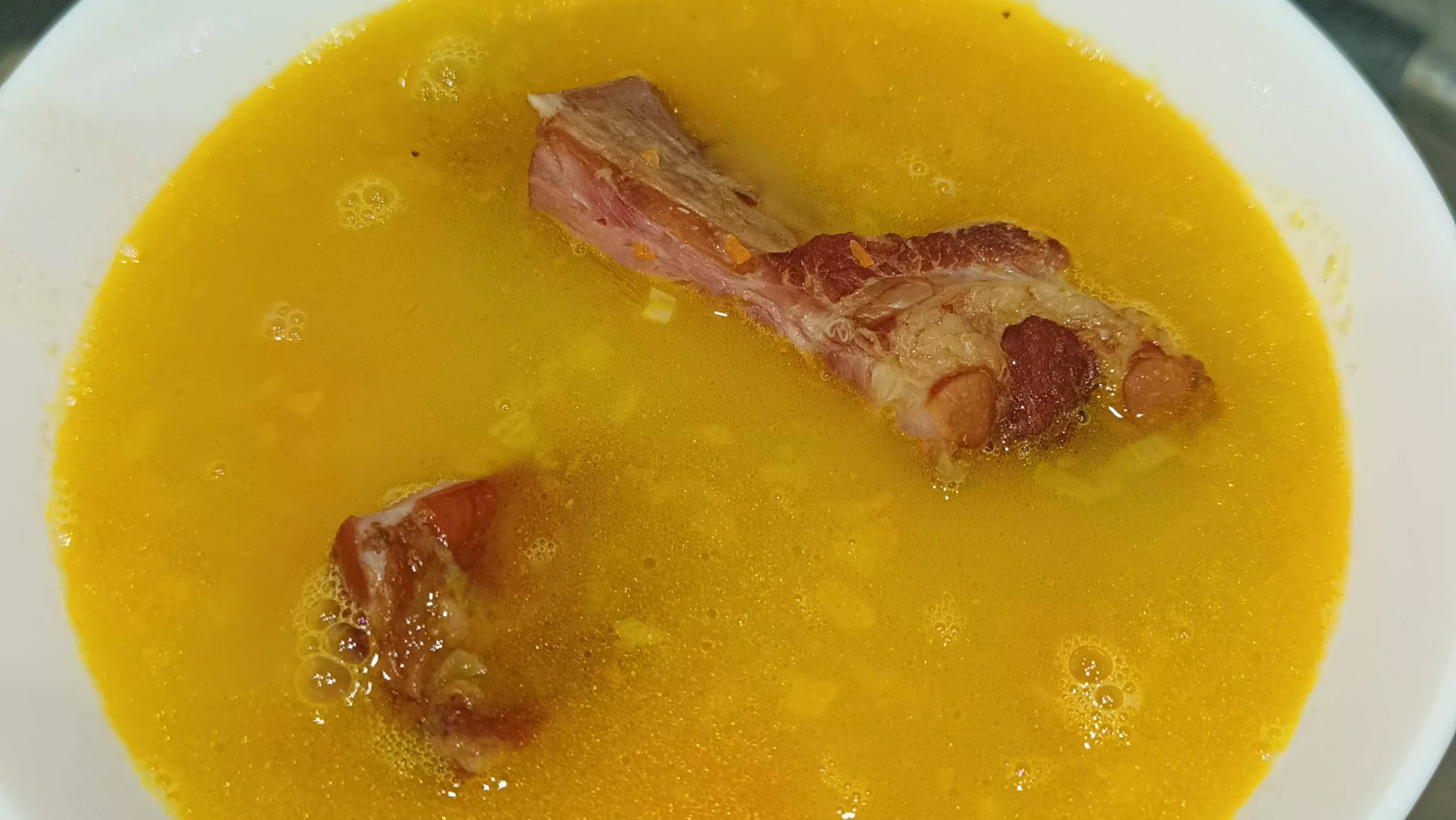 Гороховый суп с копченостями