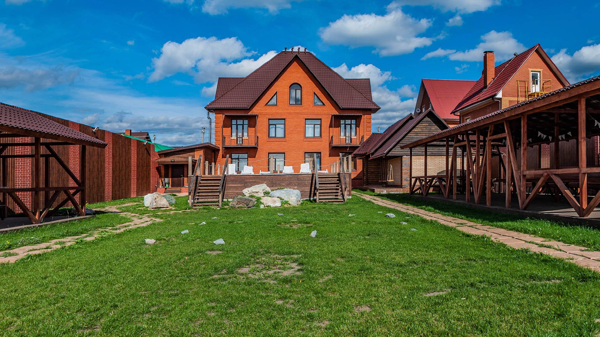 Аренда коттеджа "ГУ-РУ" в Новосибирске(Викенд-хаус, weekend-house.su)