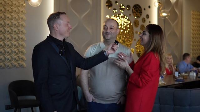 Поздравление одним словом на юбилее Голодный Кролик Пермь