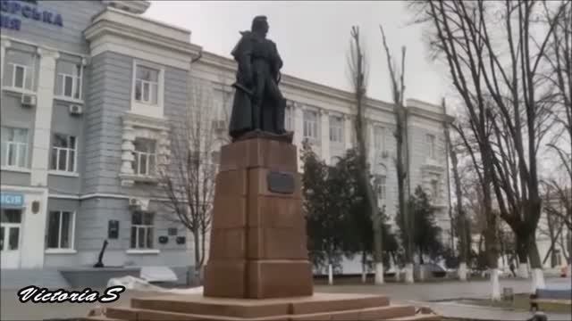 Херсон. Ах как хочется ворваться, ах как хочется вернуться в городок.