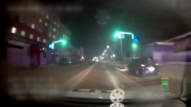 Госавтоинспекторы обеспечили доставление пострадавшего в ДТП в медицинское учреждение