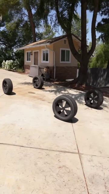 Куда пропала его машина?!