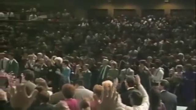 RHEMA Singers and Band - Keith Moore - When the Spirit gets to Moving