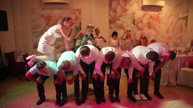 Шуточный конкурс на свадьбе со свидетелями