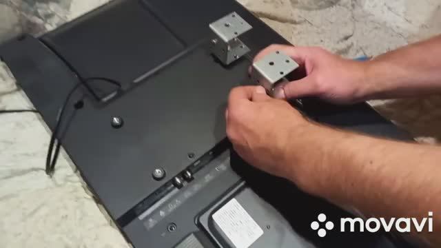 супер крепление телевизора без кронштейна. супер идея.