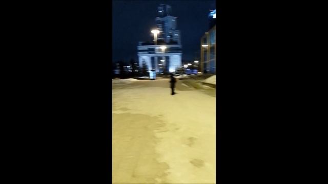 Возле театра Драмы в Екатеринбурге