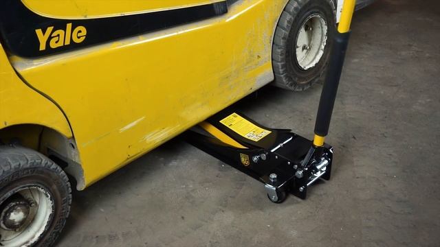 Обзор подкатных домкратов BERGER с низким подхватом: BG1277 «АКТЕРМАН» 3т / BG1280 «ВАЦМАНН» 3.7т