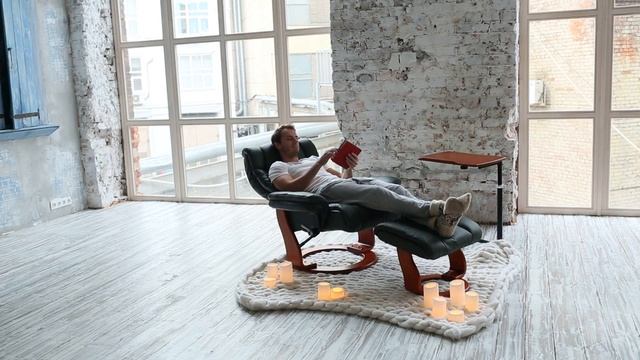 Кожаное кресло реклайнер Falto Zuel.