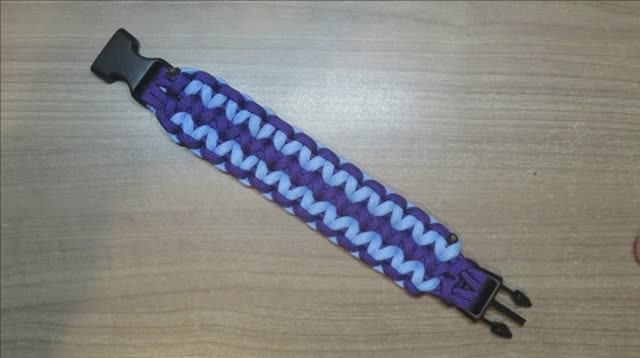 Making a PARACORD TOMAHAWK Pulseras Gruesas y Sencillas_270p_360p