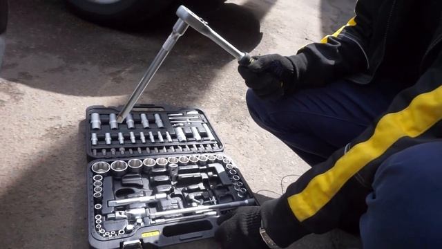 Как быстро поменять свечу. Инструмент BERGER покажет