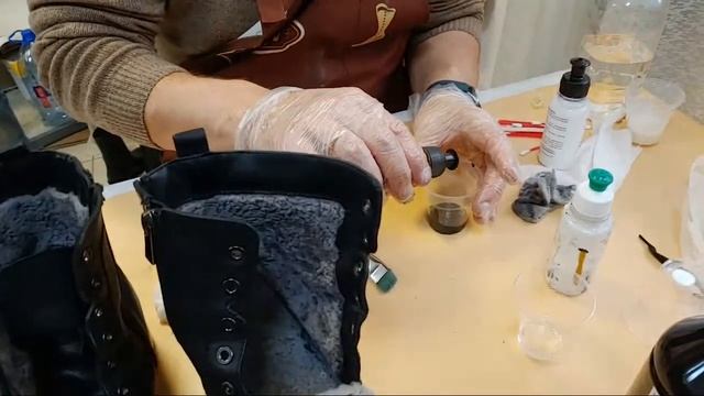 Как покрасить кожаные ботинки. Секреты лайфхаки. RANGA live