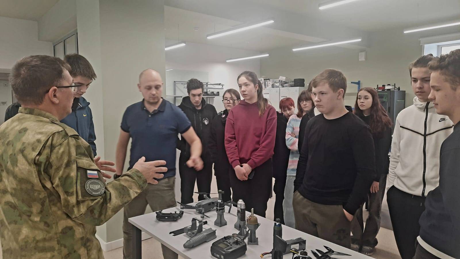 Будущие мастера обучения операторов БВС прошли мастер-класс у боевого офицера