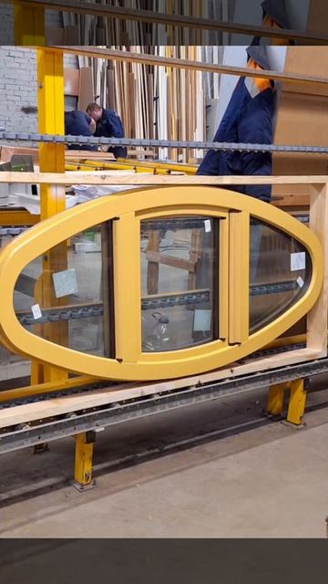 Овальные окна из дуба для элитного ЖК в Санкт-Петербурге