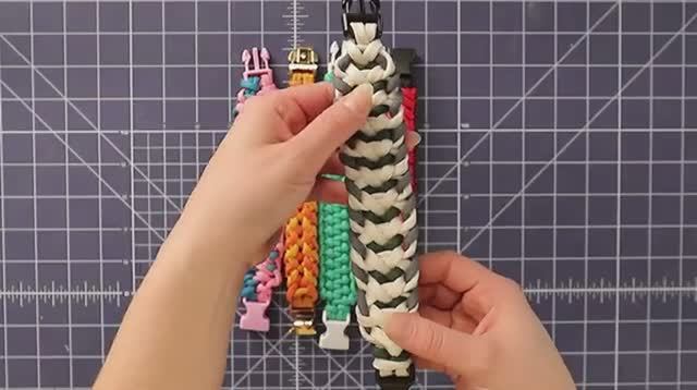 The Astrology Bracelet Capricorn Weave_270p_360p