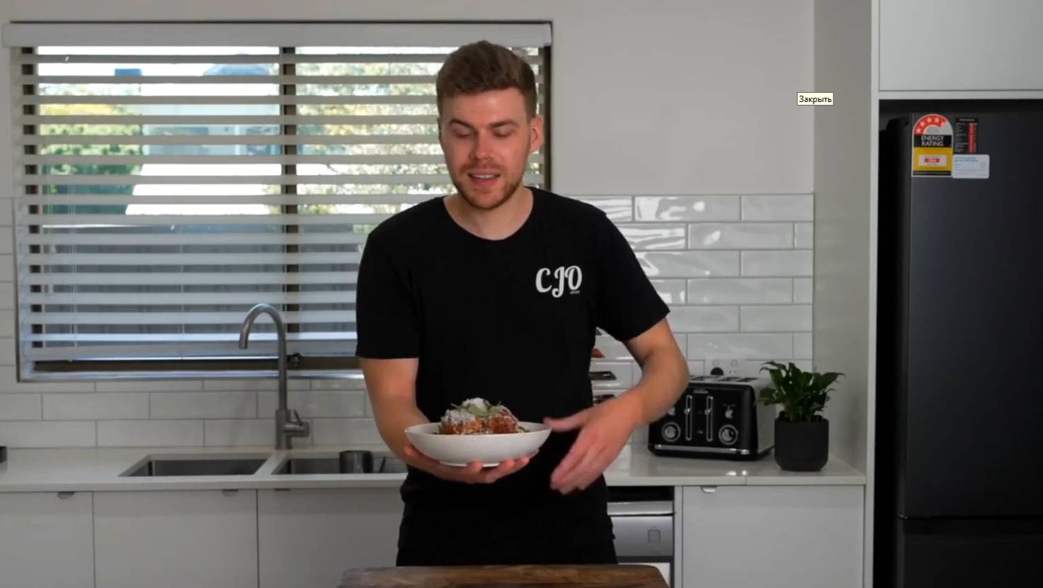 Спагетти и фрикадельки с секретным ингредиентом для придания сочности