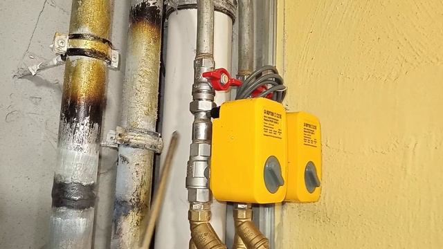 схема монтажа запорного клапана от протечки в жилых помещениях