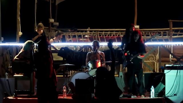 Индия Гоа 2017 часть V. Аренда байка. Морджим. Игры с огнем.