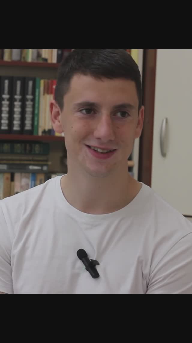 Про предстоящий финал Лиги Чемпионов! Интервью. Василий Кузьмин - играющий тренер. #футбол #сфкволна