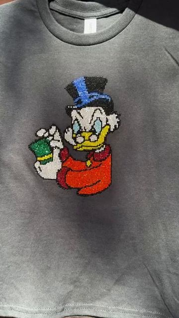 Работы учениц курса "Надписи и трафареты"