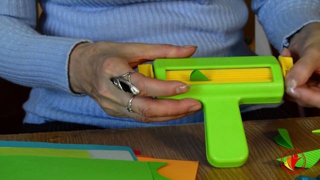 ПРАЗДНИЧНАЯ ОТКРЫТКА ИЗ ЦВЕТНОЙ БУМАГИ. ОБЪЁМНАЯ АППЛИКАЦИЯ | СТУДИЯ ИЗОБРАЗИТЕЛЬНОГО ИСКУССТВА