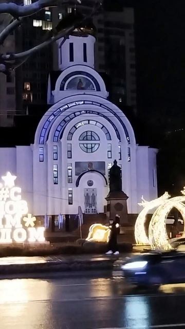 Странный февраль Р.Рождественского