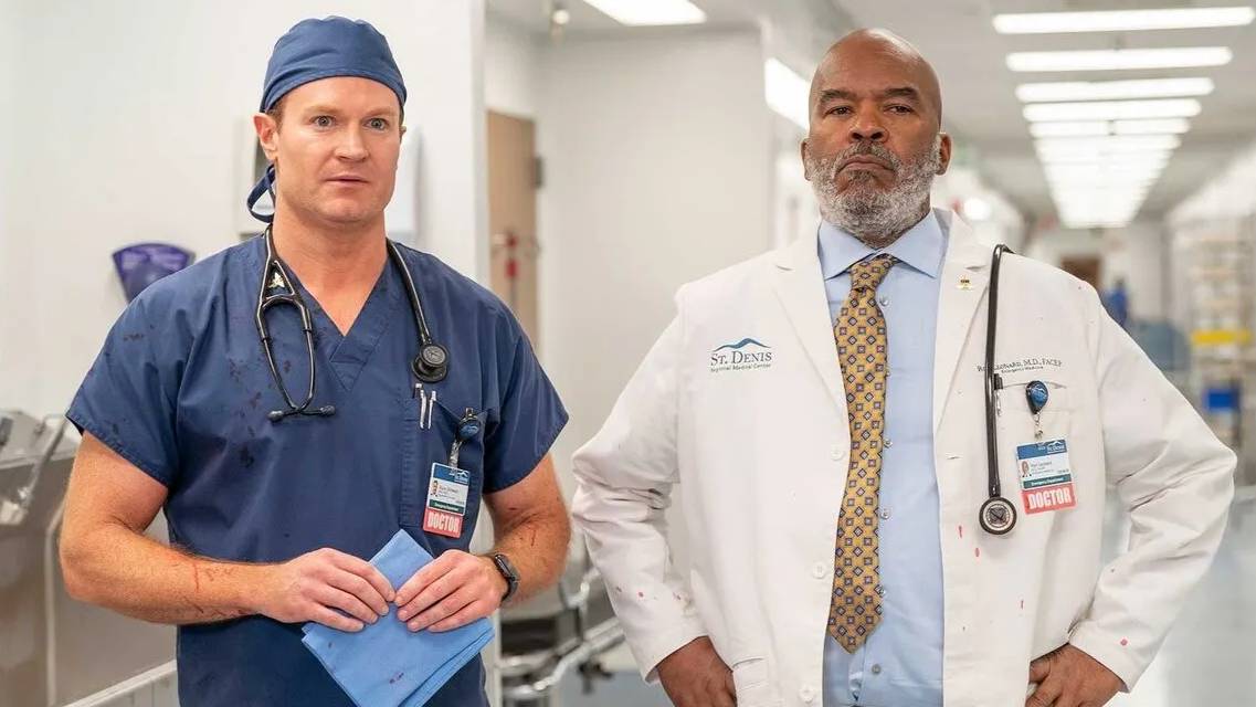 Сериал Клиника святого Дениса - 1 сезон 7 серия / St. Denis Medical