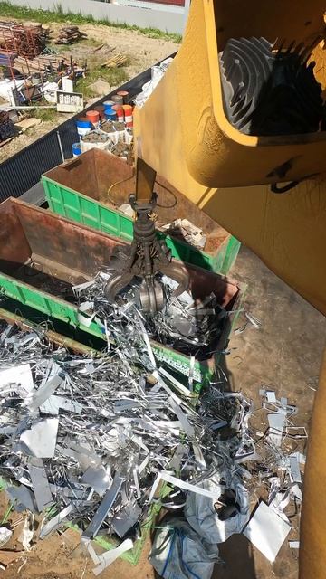 ПОГРУЗКА с высоты птичьего полёта | Liebherr | ИНТЕРМЕТ