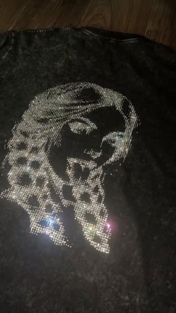 Работы учениц курса "Надписи и трафареты"