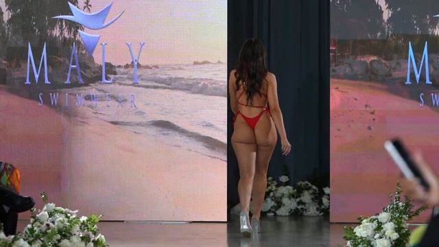 _ Джесения Эчеверрия SLOW MOTION Неделя плавания в Майами Art Basel 2024