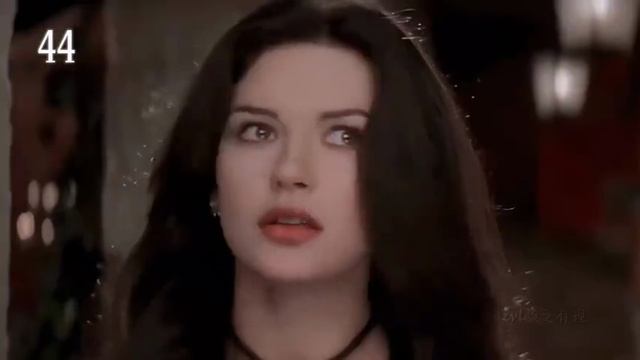 100 самых красивых женских лиц по международной версии. Дильраба Дильмурат среди них.