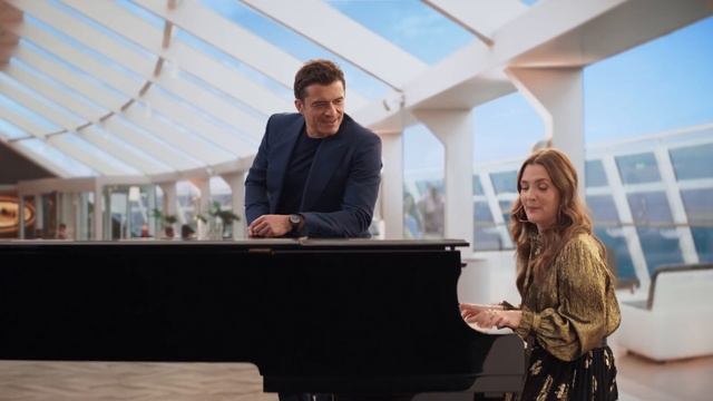 MSC World America  Drew Barrymore and Orlando Bloom_1080p