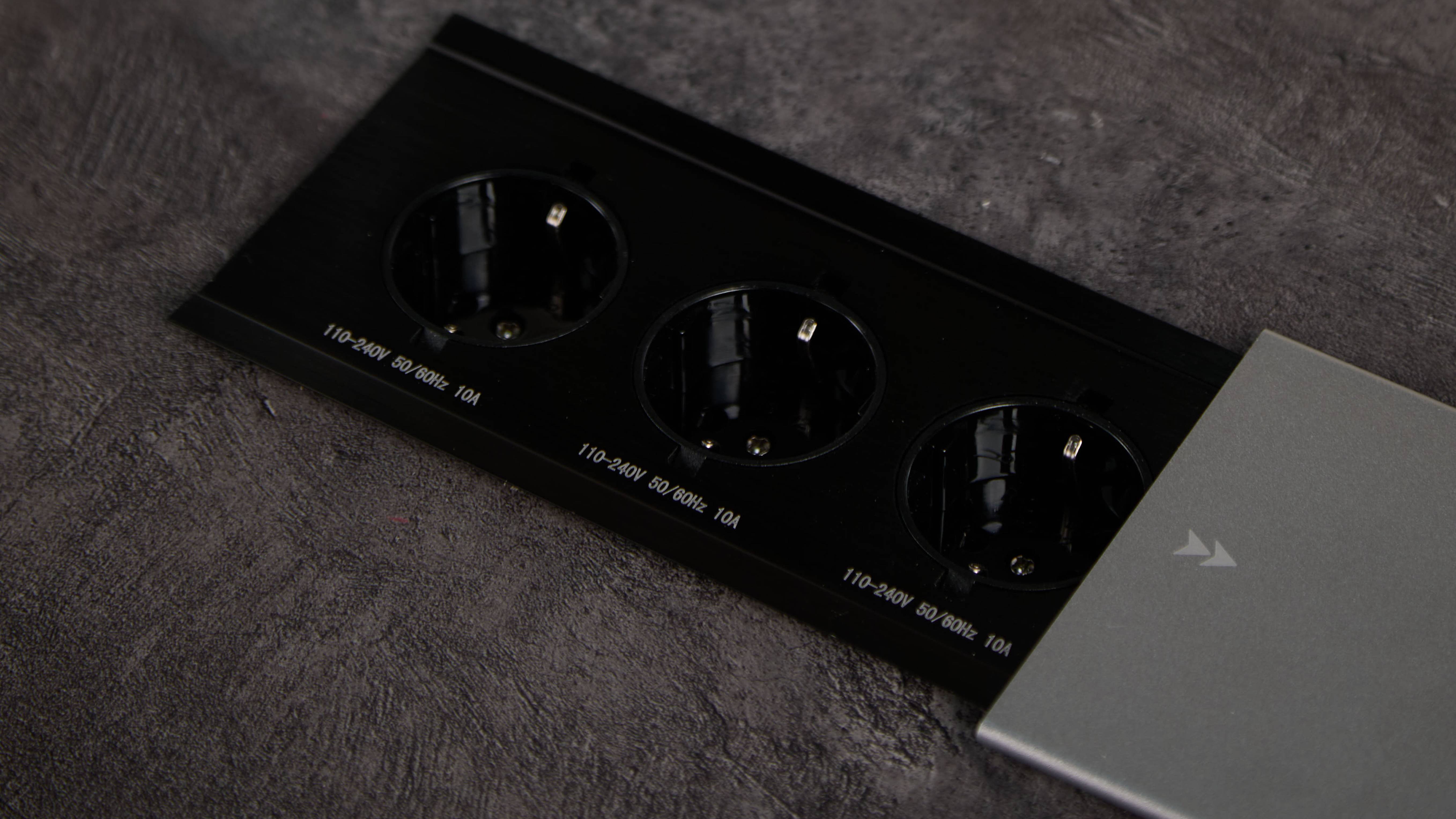 Розеточный блок скрытого монтажа INRIOR серии ST-01-80 (монтаж и установка)