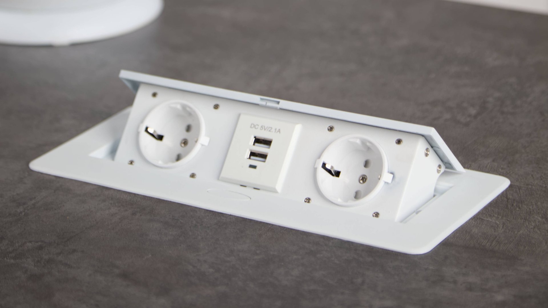 Выдвижной розеточный блок INRIOR серии TORO-88-10 (монтаж и установка)