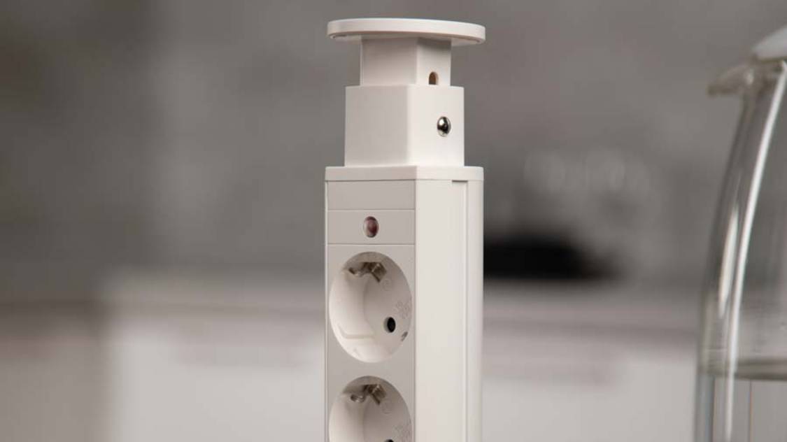 Выдвижной розеточный блок INRIOR серии RUFH-10 (монтаж и установка)